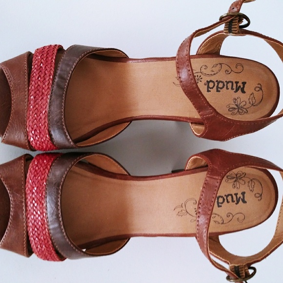 Mudd | Shoes | New Mudd Platform Sandals No Box | Poshmark